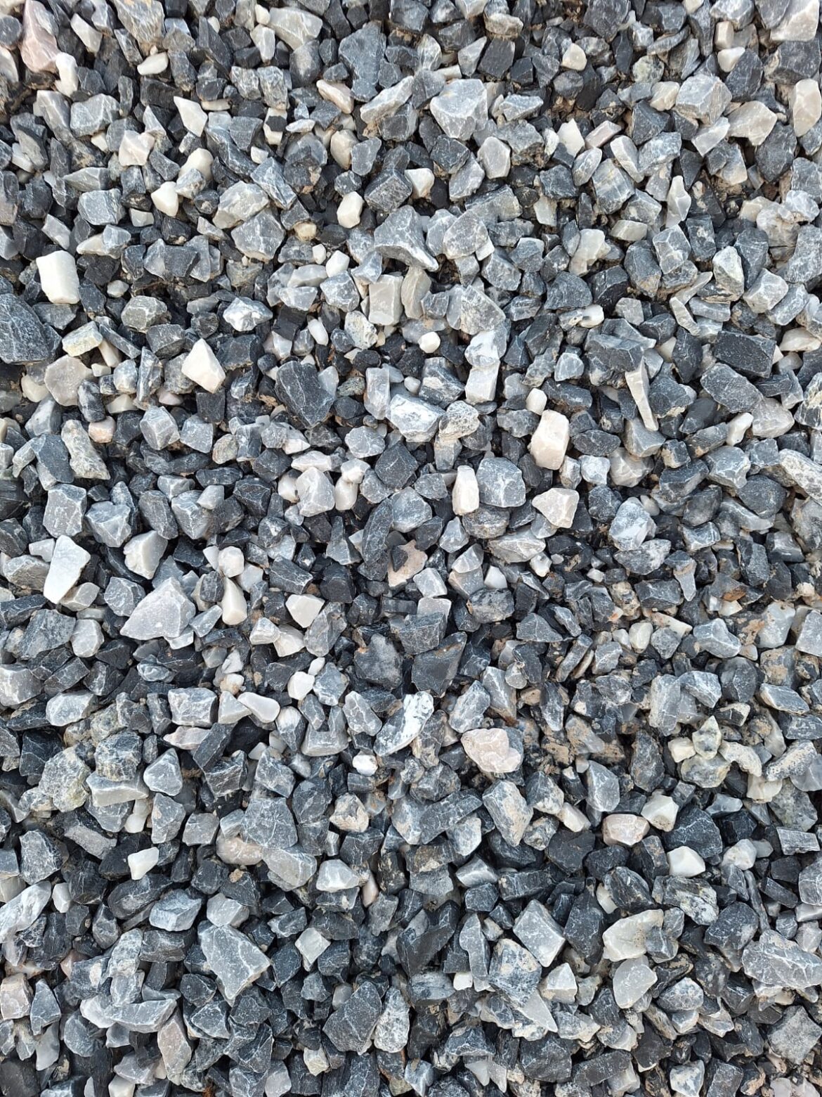 Black Ice Bulk Bag | 20mm | TAFS Garden Co. Telford, Shropshire