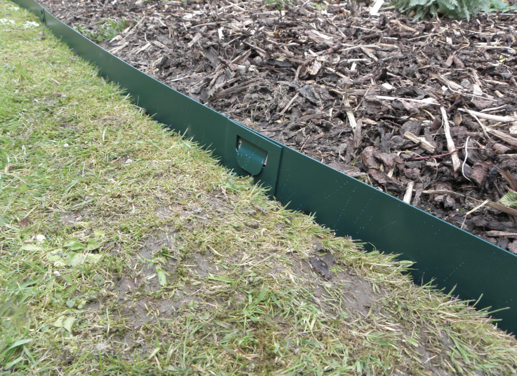 Core Edge Metal Lawn Edgings | 5m Packs | TAFS Garden Co. Telford ...